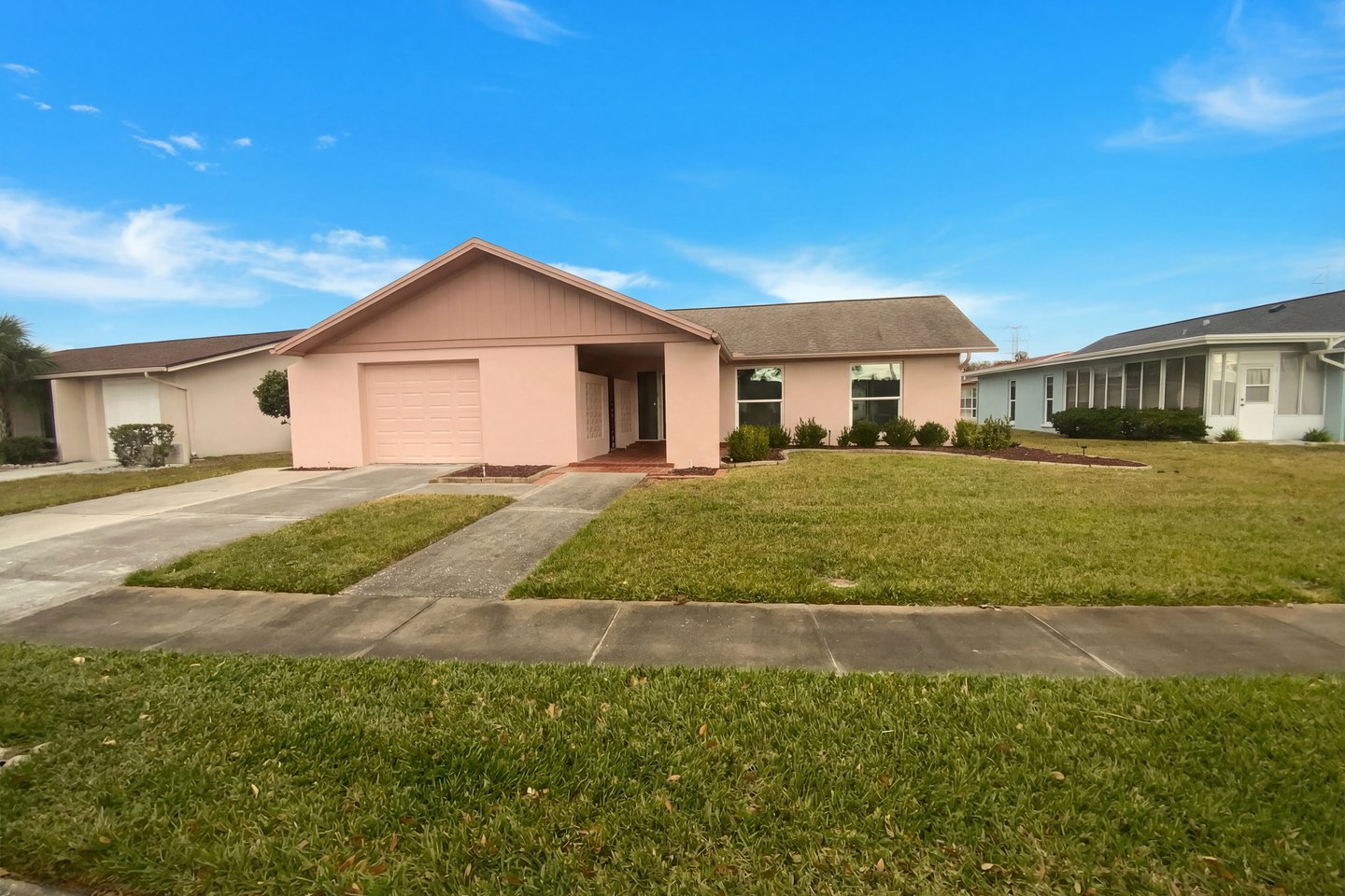 Home for sale - 4474 Lake Blvd, Clearwater, FL 33762 | Opendoor
