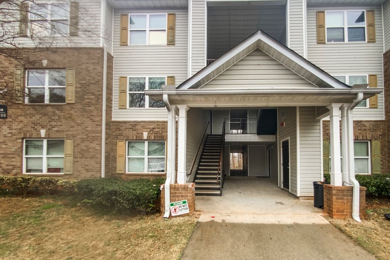 Home for sale - 18201 Waldrop Cv, Decatur, GA 30034 | Opendoor